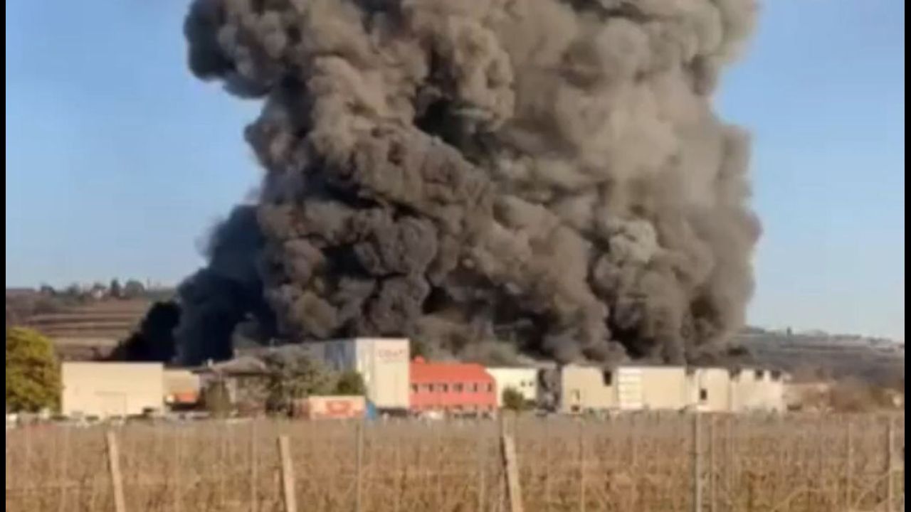 Meanwhile a sausage factory burns - Salumificio COATI - Verona, Italy - Brighteon.com