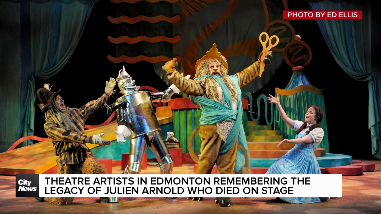 Veteran Edmonton actor dies during performance at Citadel Theatre ...