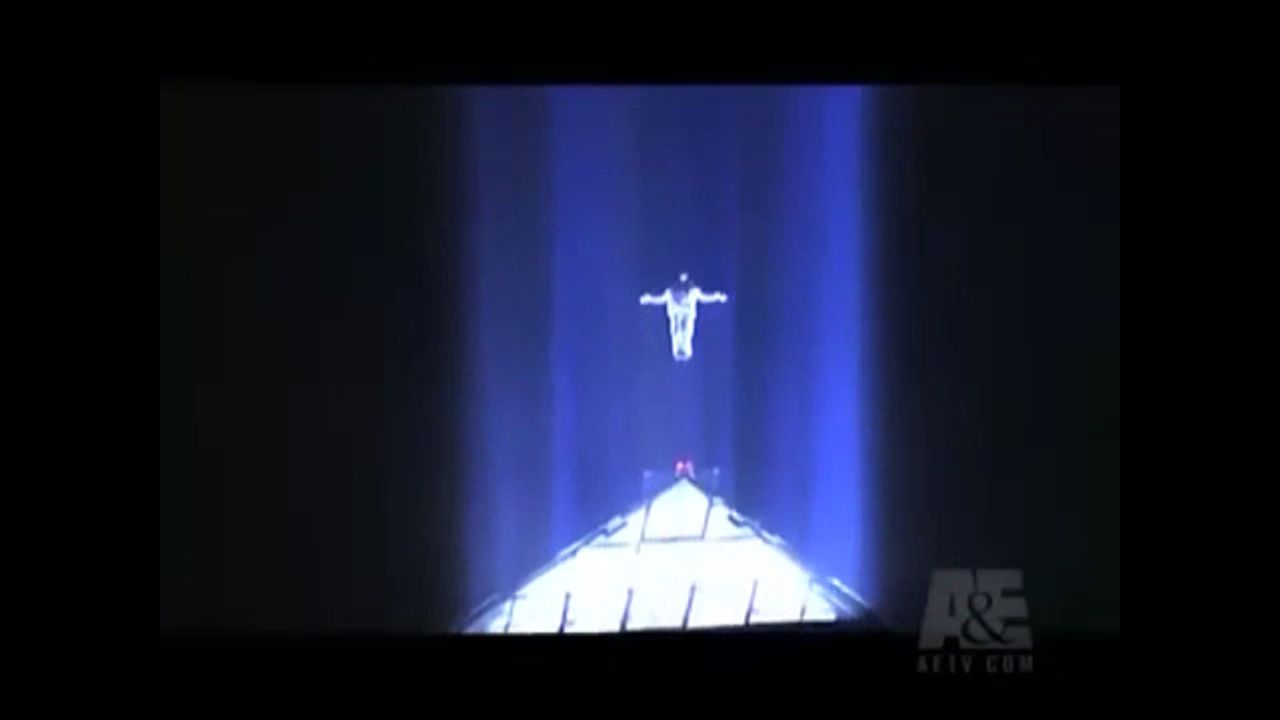 Criss Angel's High Up Levitation Above Luxor's Black Pyramid ...