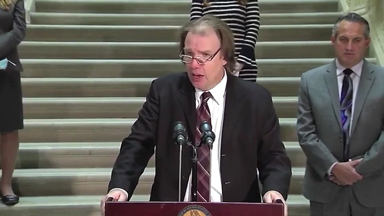 BANNED VIDEO - Dr. James Lyons Weiler about Pathogenic Priming or ...