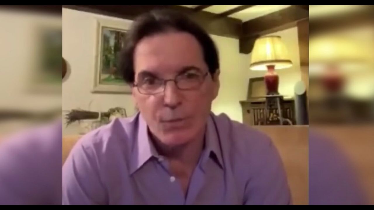 FRENCH BILLIONAIRE PHILLIPPE ARGILLIER ♔ HAS THE GOODS ON 38 PUPPET ...