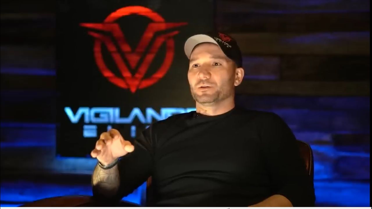 Special Forces Green Beret Survives An IED Attack | Shawn Ryan ...